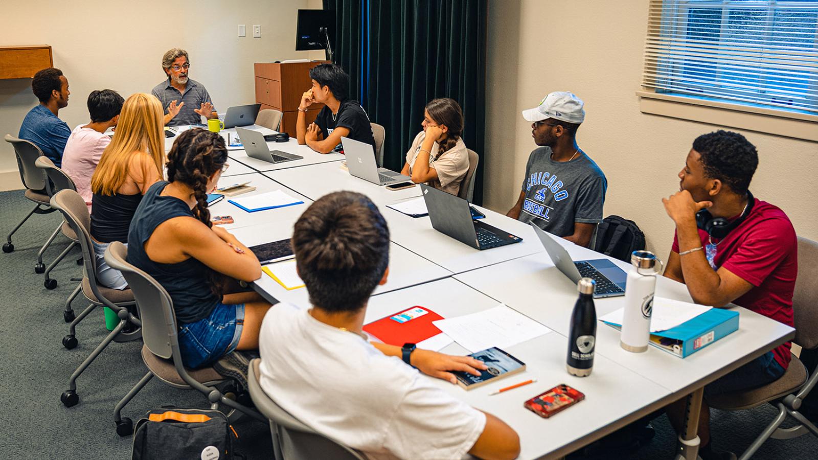 Critical Inquiry Seminars Usher New Students into Academic Life at Pomona | Pomona College in ...